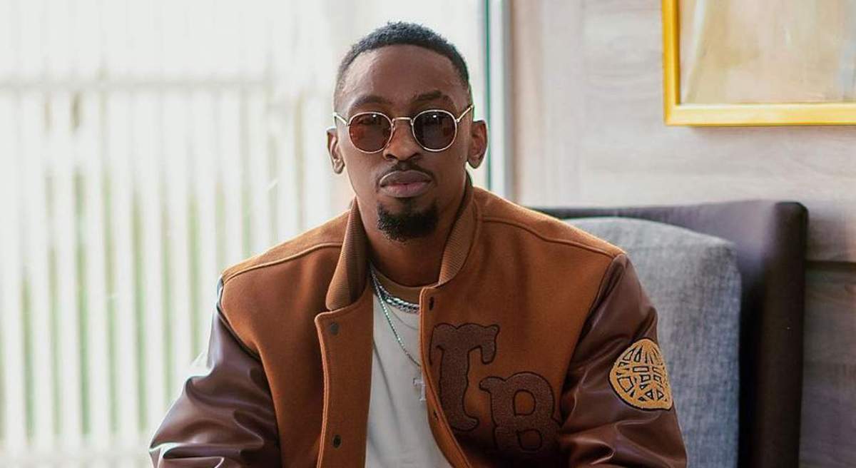 Young singer, REMA finally locates his twin sister(see photos) - Valid ...